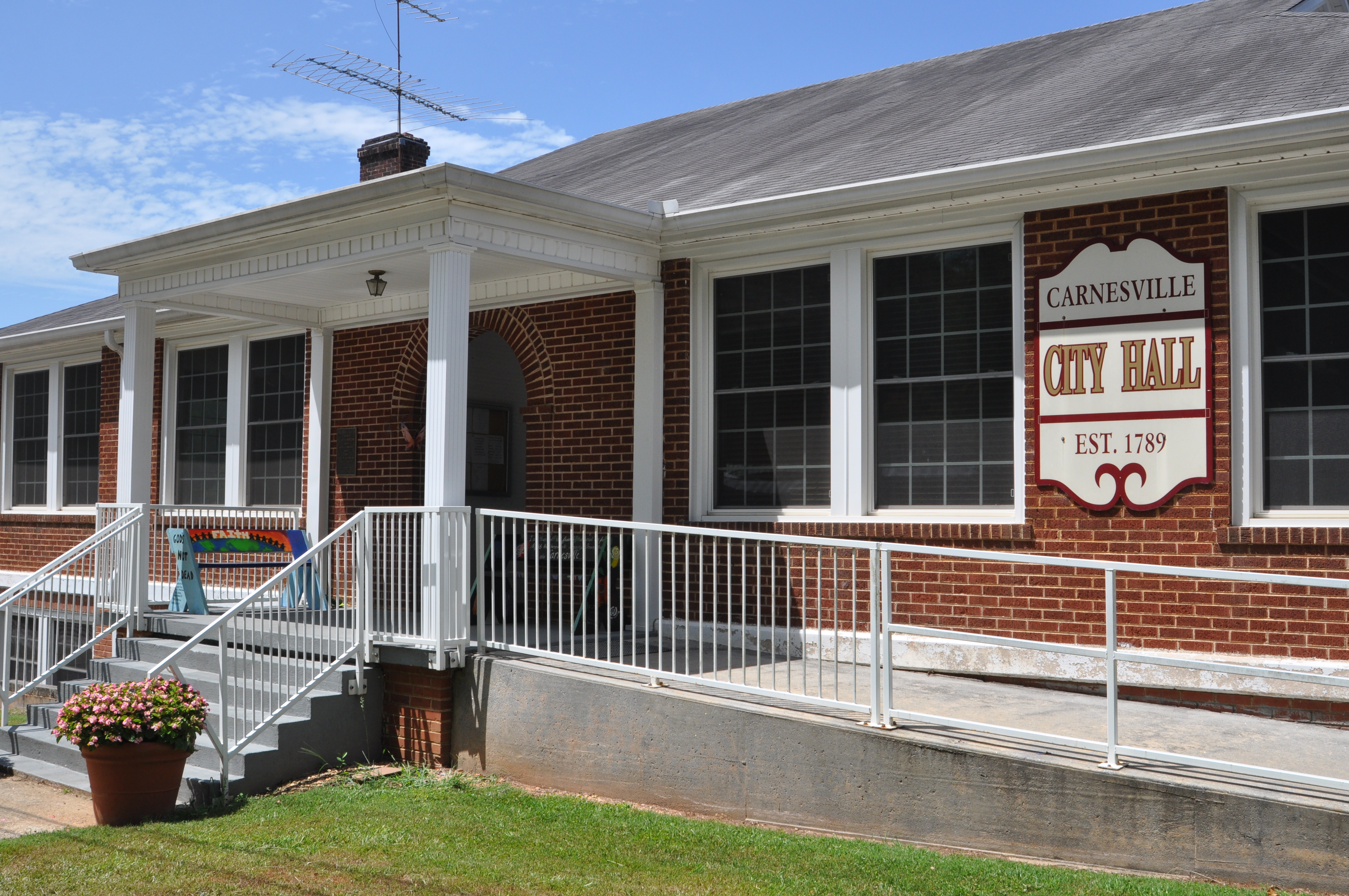 Carnesville says no to plat for housing complex | Franklin County ...